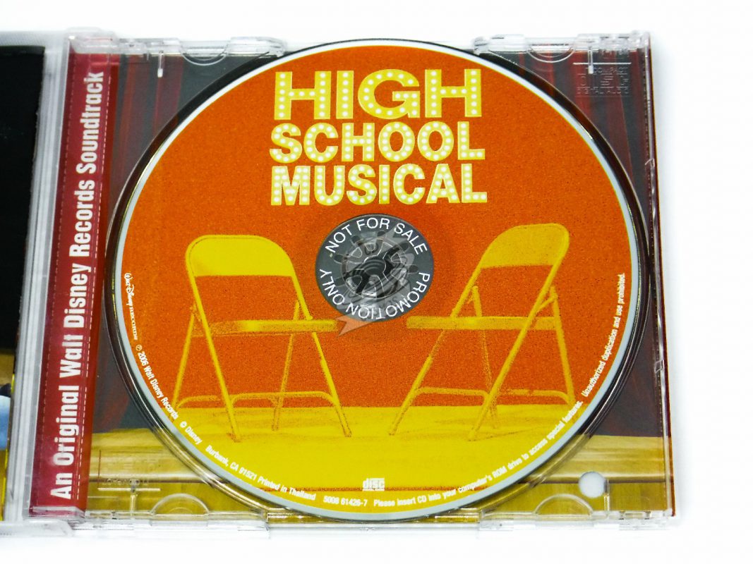 High School Musical - High School Musical - cdcosmos